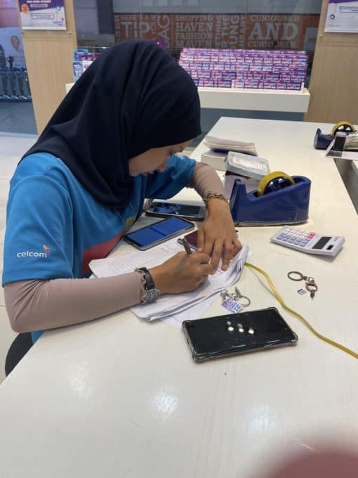 SIM Card In Kuala Lumpur: Best 2025 Buying Tips from Locals